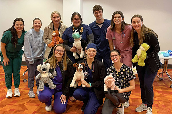 Clubs and Organizations - Veterinary Medicine at Illinois