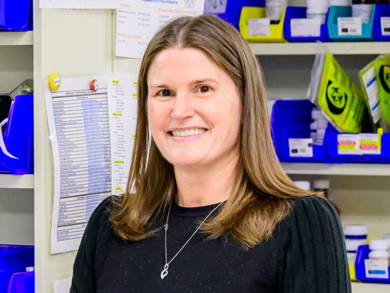 Staff Spotlight: Erin White, PharmD - Veterinary Medicine at Illinois